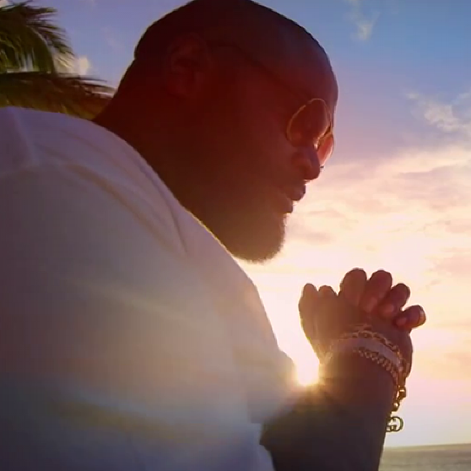 Video: Rick Ross - "Supreme"
