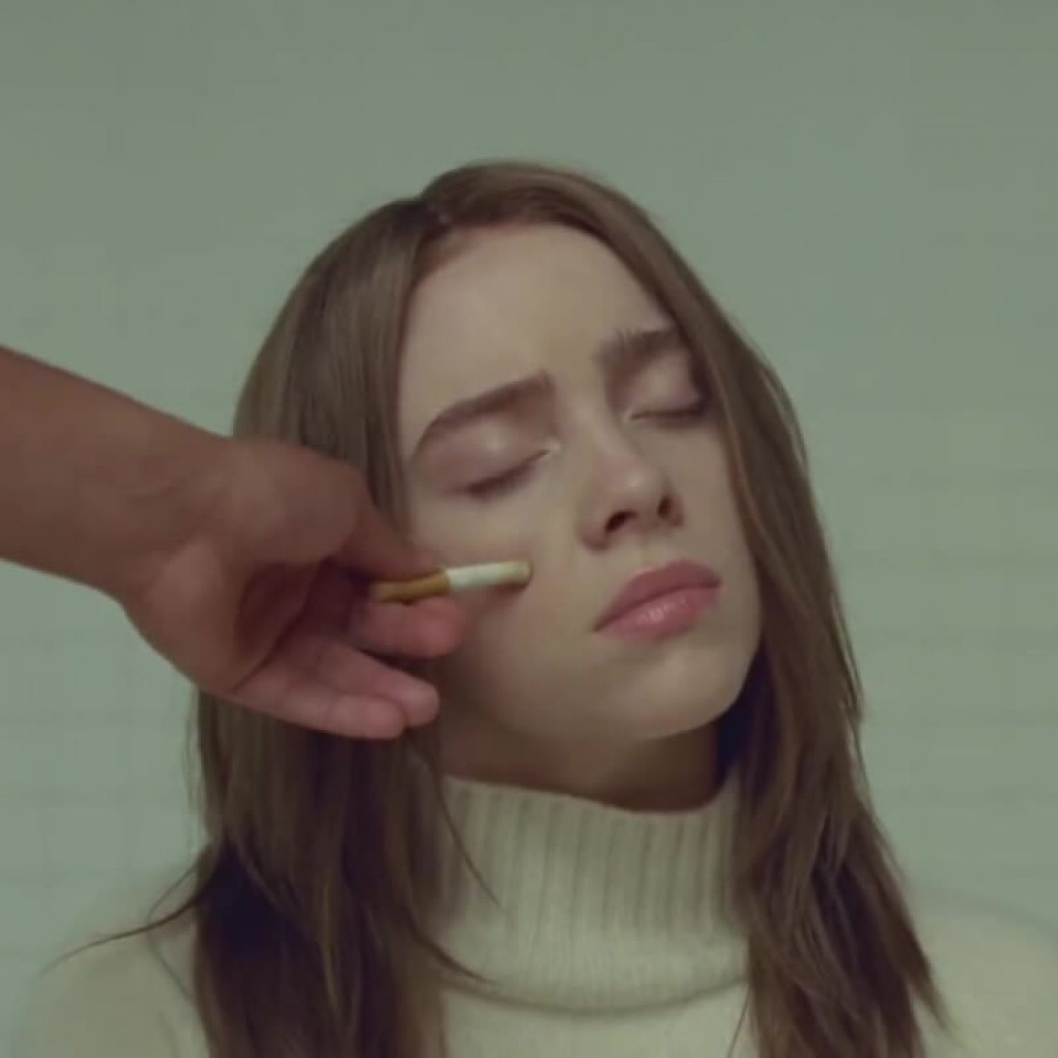 VIDEO: Billie Eilish - "xanny"